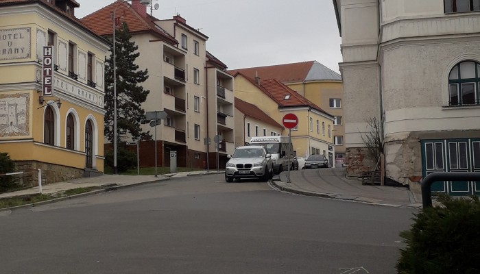 Aktuality - Chodník (a přechod) pro pěší na ul. Bří Lužů | Uherský Brod